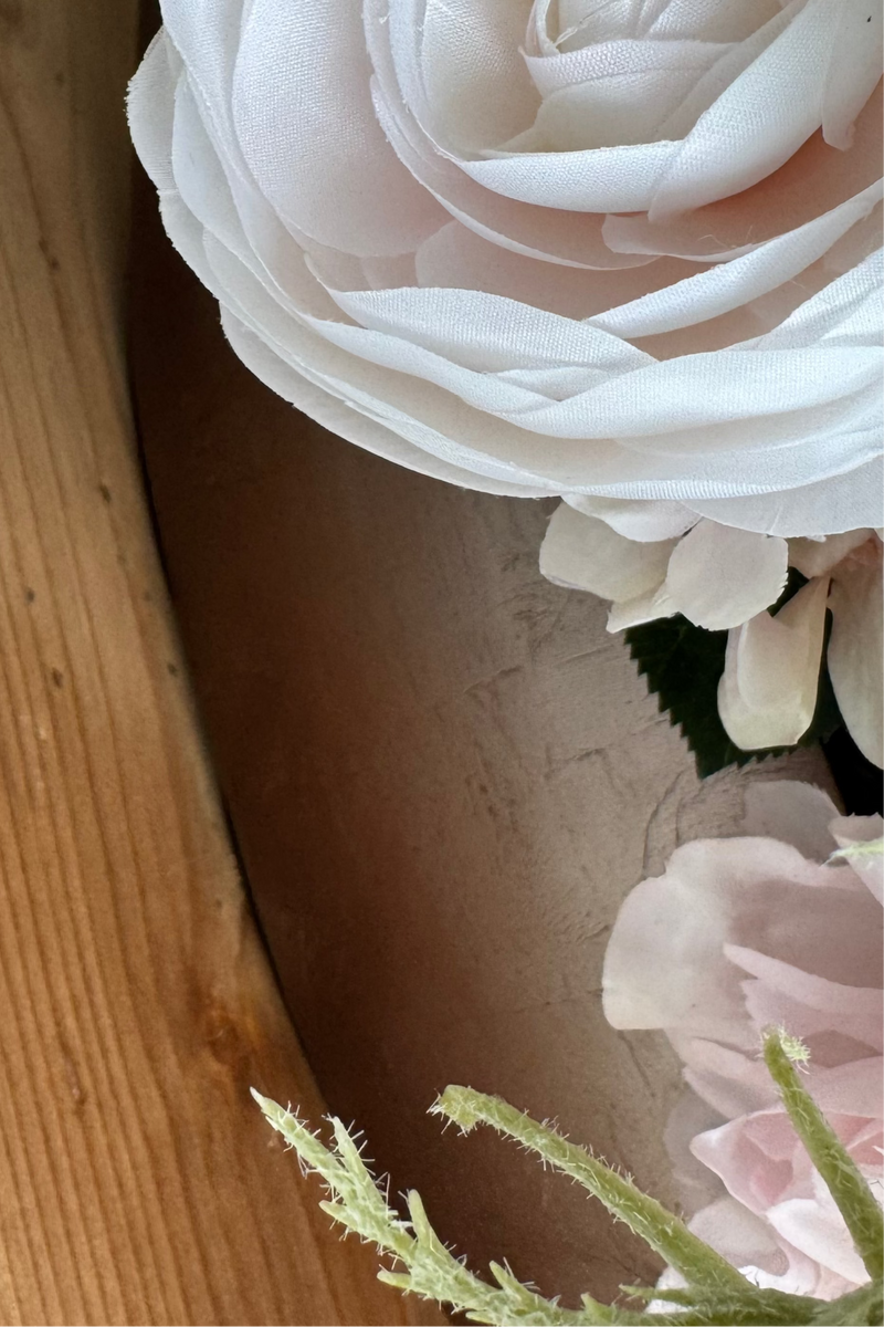 Eucalyptus, Rose and Ranunculus in a Champagne Rose Boat – RTfact Flowers